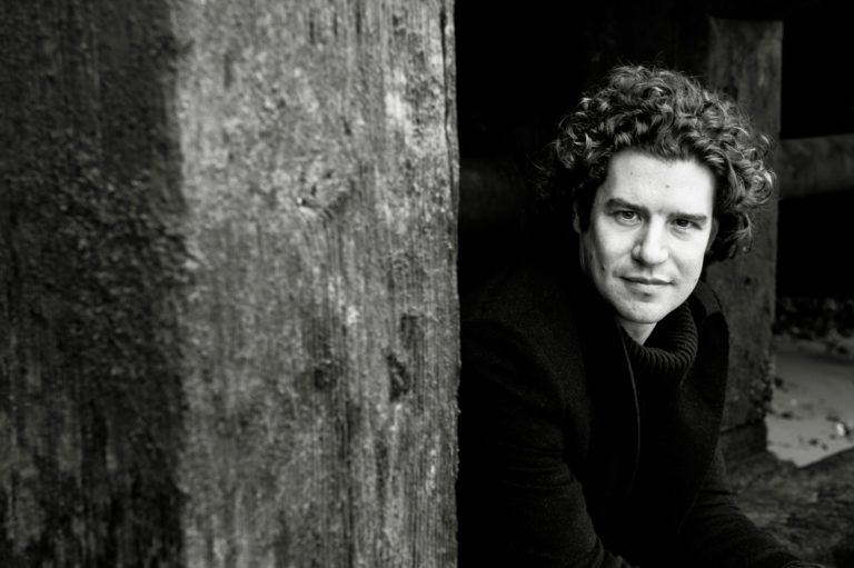 Markus Wolf (Violine), Bayerisches Staatsorchester, Robin Ticciati ...